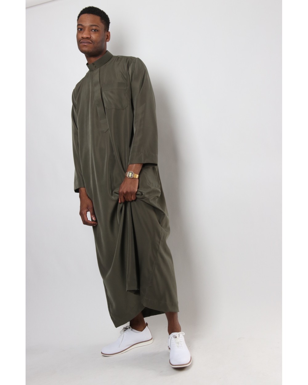 Collection homme - Long qamis satiné mat col montant manches longues