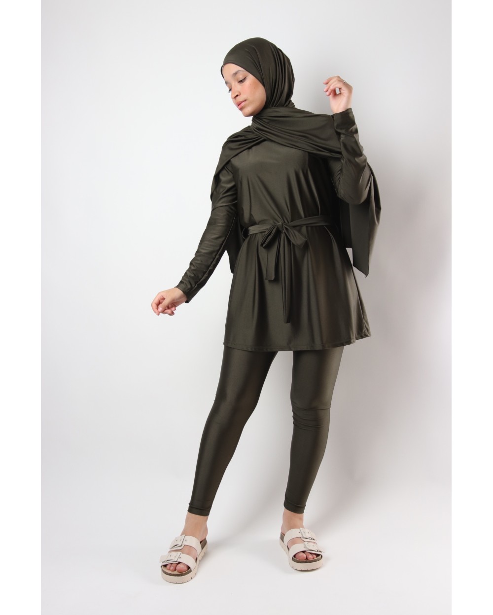 Qu'est-ce que le burkini ? Juste un maillot de bain couvert adapté