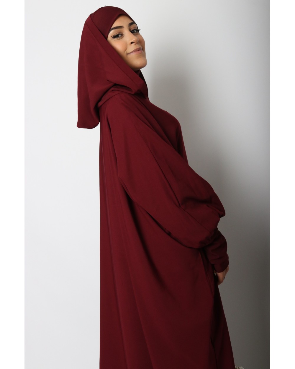 Long oversize abaya for veiled muslim woman ramadan outfit 2022 modest