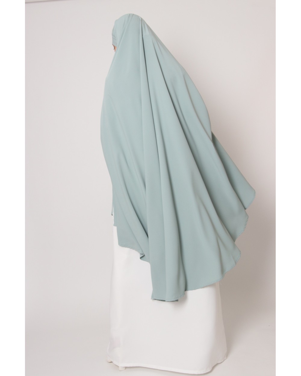 Khimar with slits