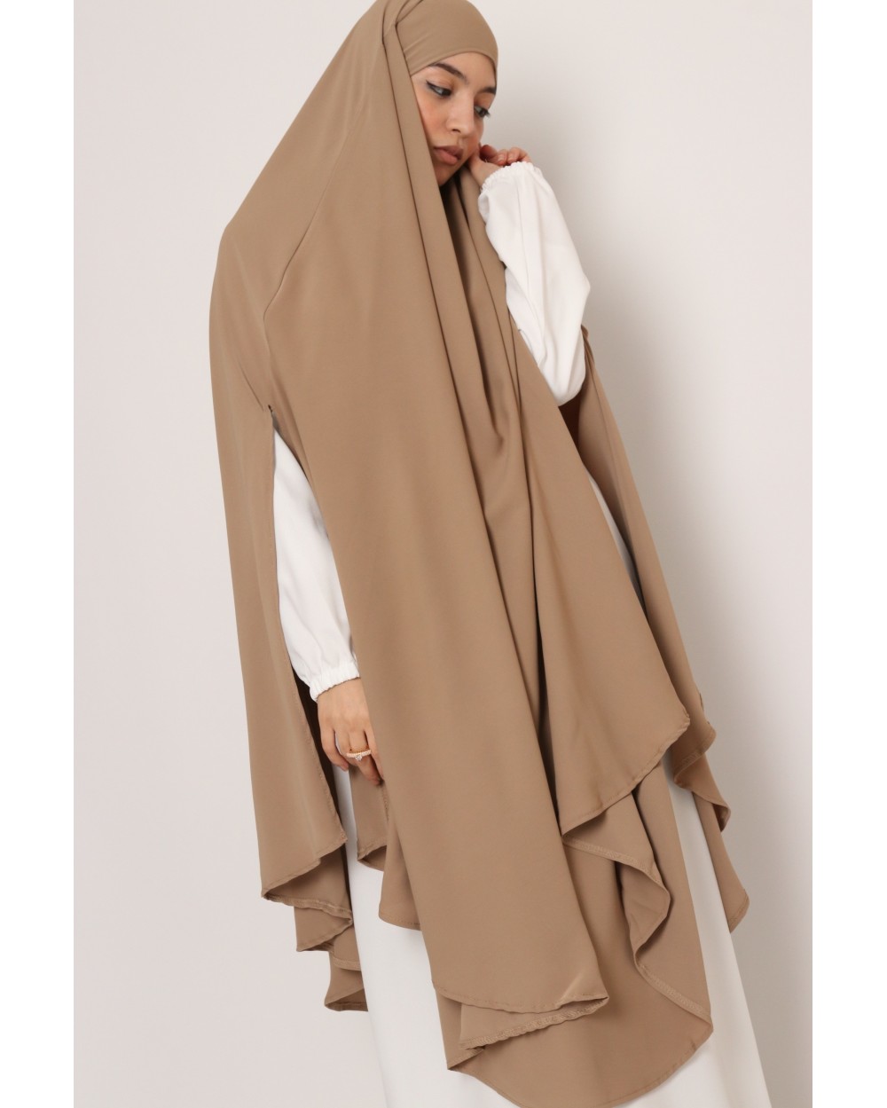 Khimar with slits