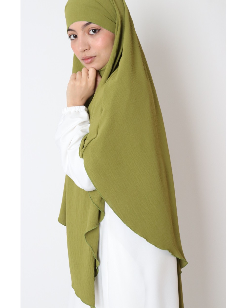 Hijab Khimar pointe pas cher femme musulmane pudique voile légiféré