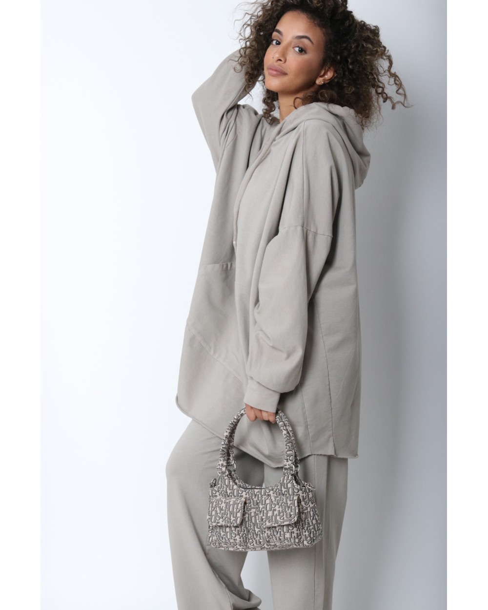 Oversized sports set